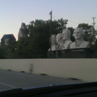 A Tribute to American Statesmanship | Mount Rush Hour (2008) by David ...