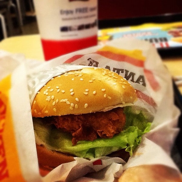 Carl's Jr. - Fast Food Restaurant in Grogol Petamburan