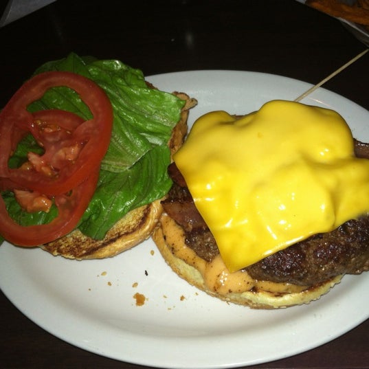 Toro Burger Bar - 20 tips from 660 visitors