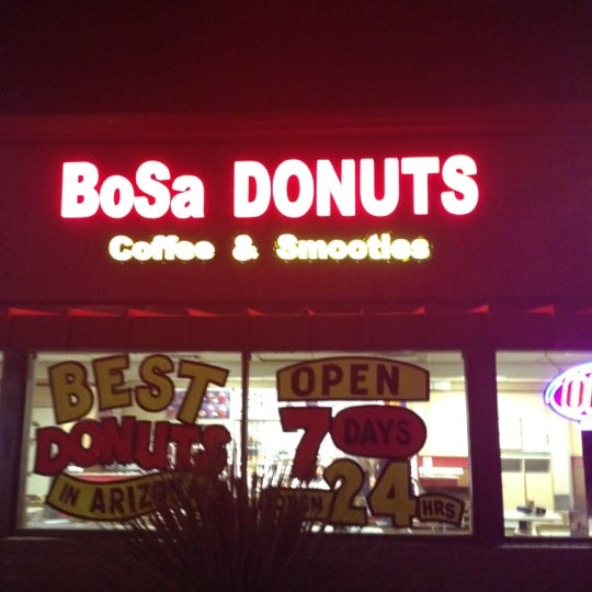 Bosa Donuts - Donut Shop in Mesa
