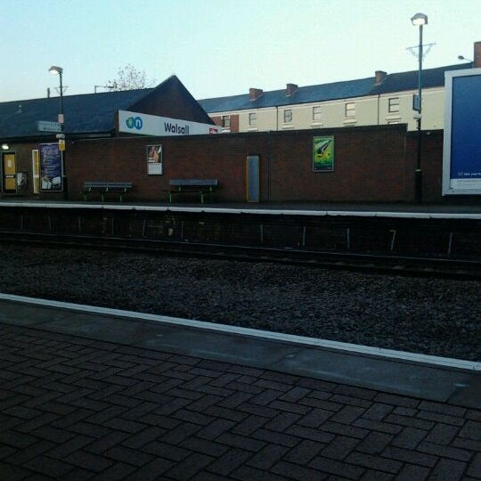 Walsall Railway Station (WSL) - Train Station