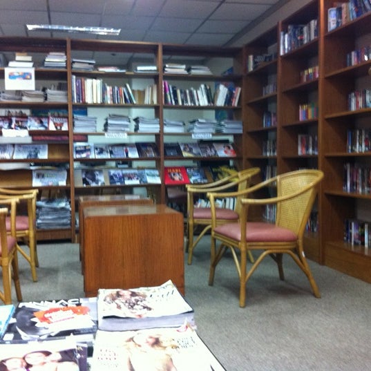 Library, Alabang Country Club - Library in Muntinlupa City