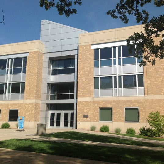 Butler-Carlton Hall - College Engineering Building in Rolla