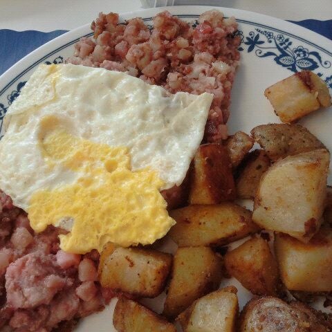 Blueberry Muffin Restaurant - Breakfast Spot in North Conway