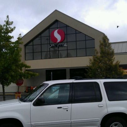 Safeway - Grocery Store in Renton