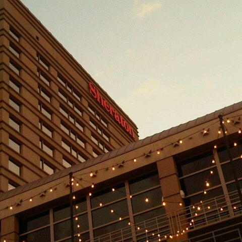 Sheraton Austin Hotel at the Capitol - Downtown Austin - 701 E 11th St