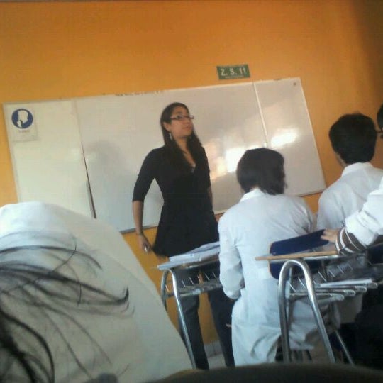 Liceo San Pedro Poveda - High School in Maipú