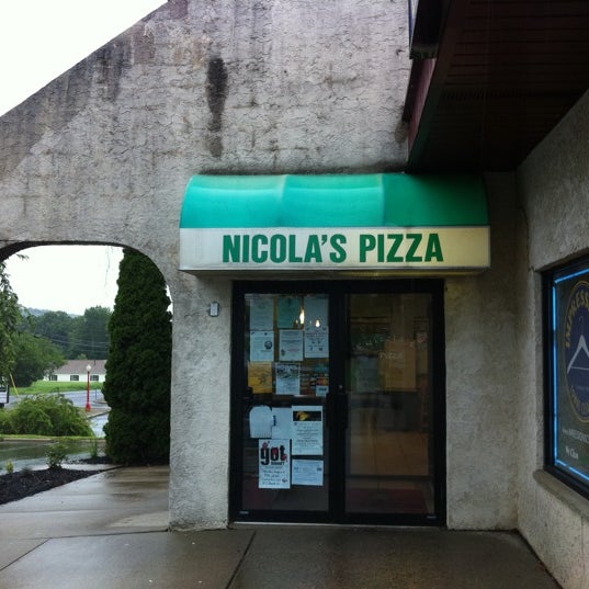 Nicola's Pizza - 3 tips from 78 visitors