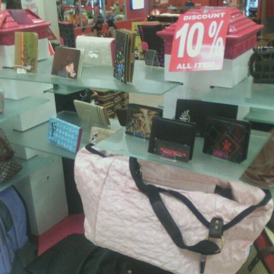 Griya,ujung berung - Department Store