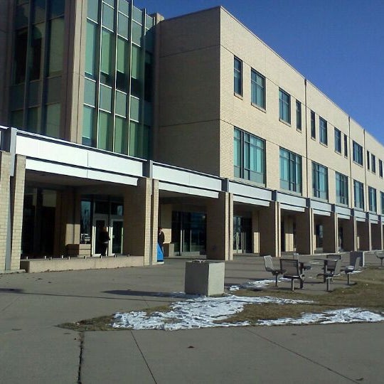 Mount Royal - EA Building - Southwest Calgary - 5 tips