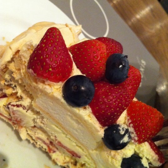 Alexis - Restaurant in Mid Valley City