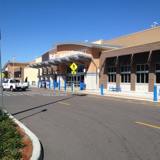 Photos at Walmart Supercenter - Big Box Store in Tampa