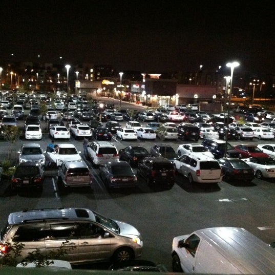 Diamond Jamboree Shopping Center - Shopping Mall in Irvine