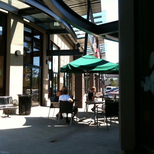 Starbucks - Coffee Shop in Maple Ridge