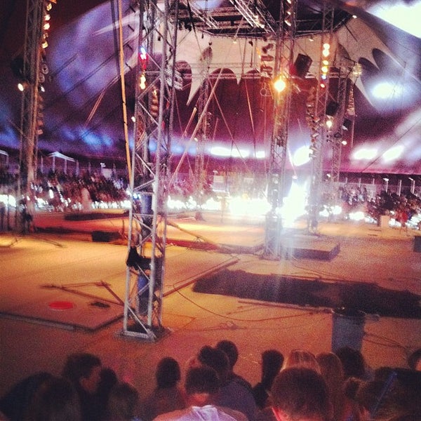 Student circus