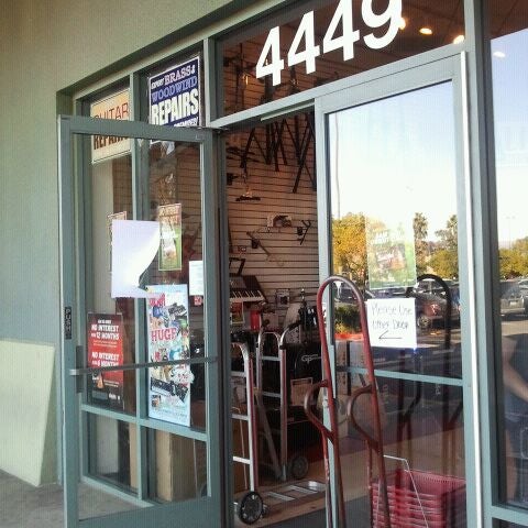 Sam Ash Music - Ontario Mills - Music Store