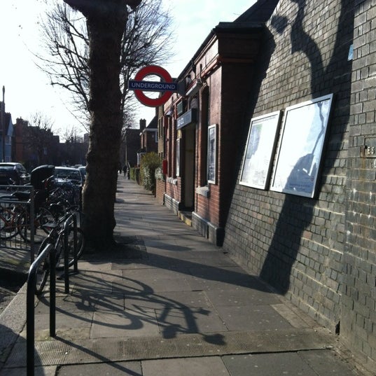 East Acton London Underground Station - College Park and Old Oak ...
