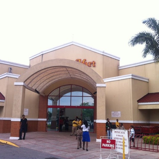 Mega Mart - 6 tips from 230 visitors