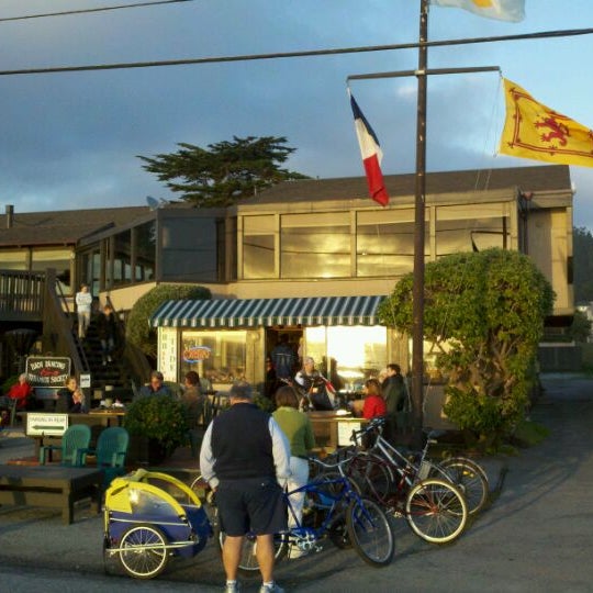 Ebb Tide Beach Club - Café