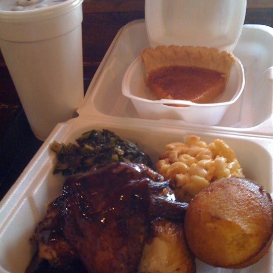 Photos at Tom Jenkins BBQ - Harbordale - 84 tips from 1675 visitors