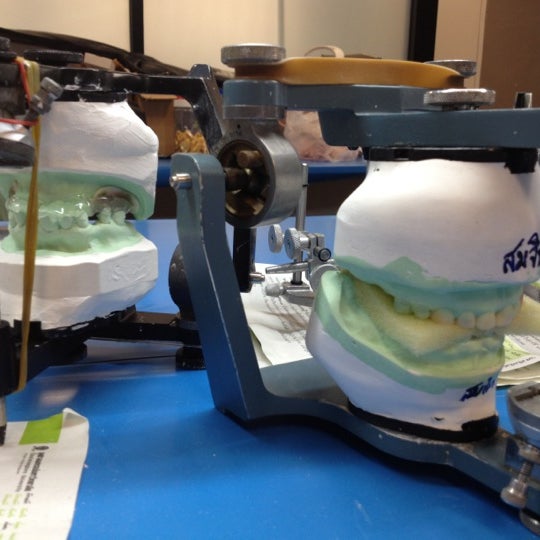 Prosthodontic Lab, Faculty of Dentistry, Chulalongkorn University ...