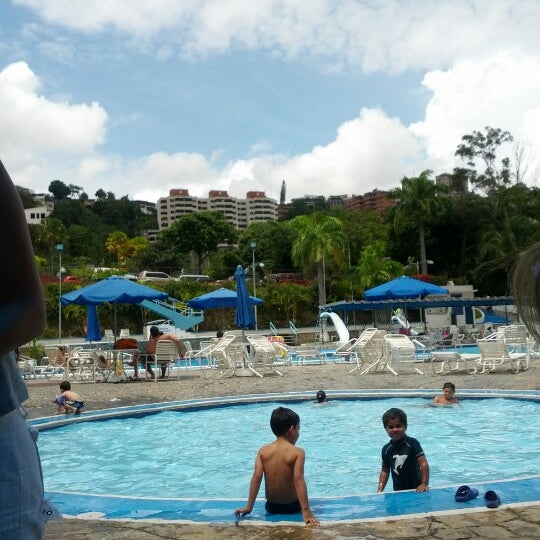 Club Táchira - Calle Caurimare, Colinas de Bello Monte