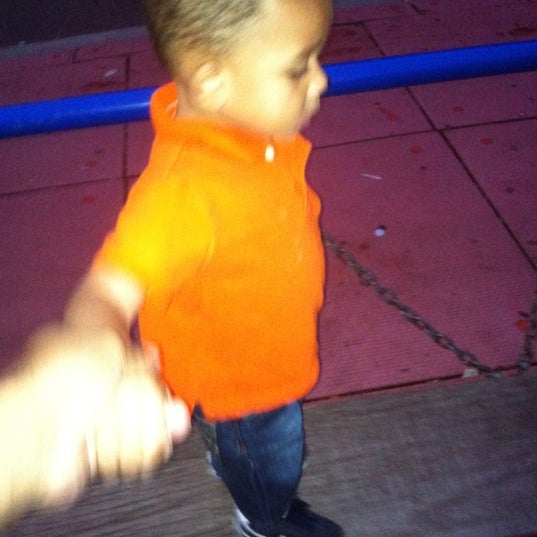 Pals Oval Park - Park in Queens