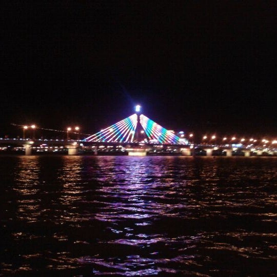 Cầu Sông Hàn (Han River Bridge) - Bridge