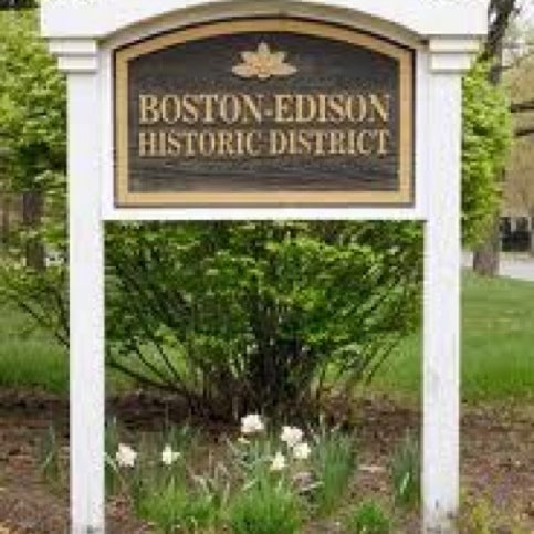 Boston-Edison Historic District - Neighborhood in North End