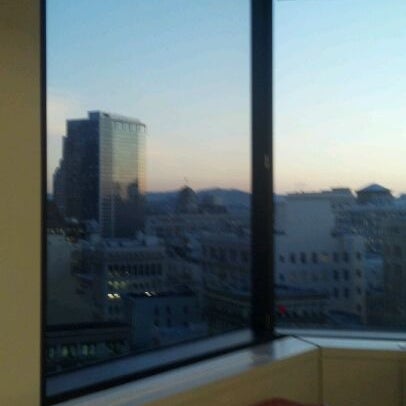 Fenwick & West LLP (SF) - Office in Financial District