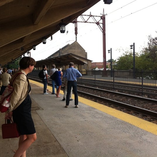 NJT - Bloomfield Station (MOBO) - 13 tips