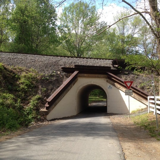 Bunny Man Bridge - Scenic Lookout in Fairfax Station