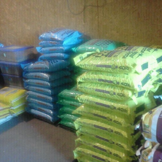 Agventure Feed & Seed - 1 tip from 4 visitors