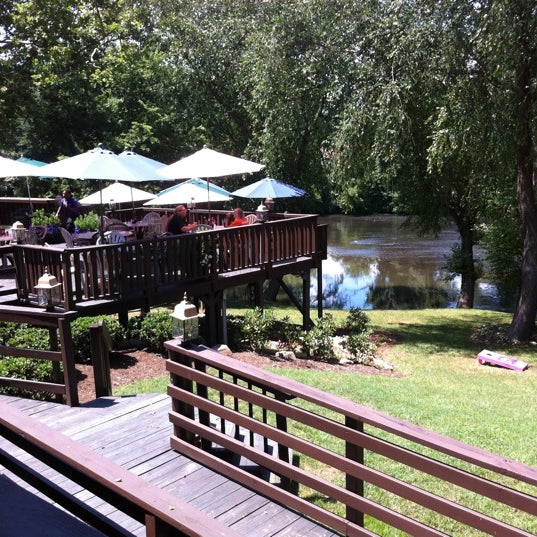 Judge's Riverside BBQ (Ahora cerrado) - 128 Greenlee Ford Rd