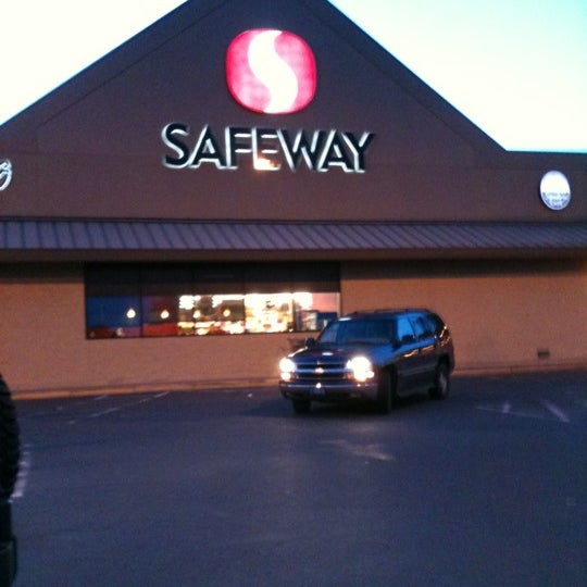 Safeway - 795 Lower Columbia River Hwy