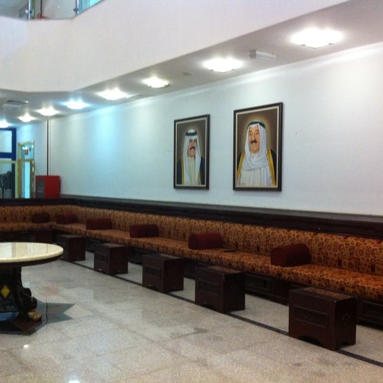 Kuwait Squash Federation (KSF) - Janūb as Surrah, الفروانية