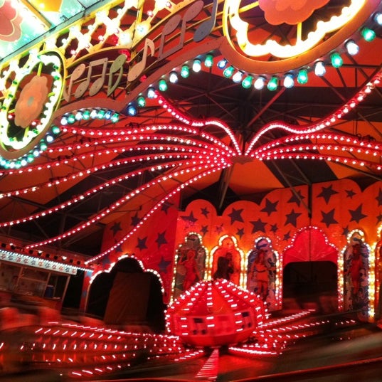 Musik Express - 2 tips from 328 visitors