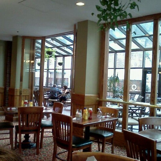 Hopkins Bar & Grill Restaurant - Restaurant in Baltimore