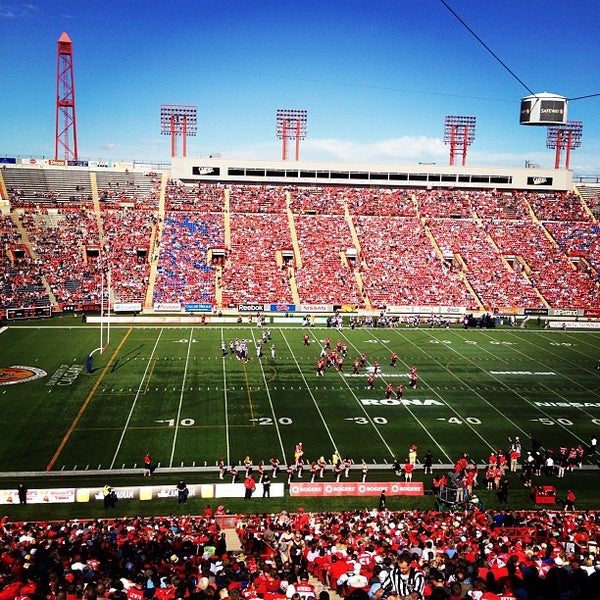 McMahon Stadium - Football Stadium in Northwest Calgary