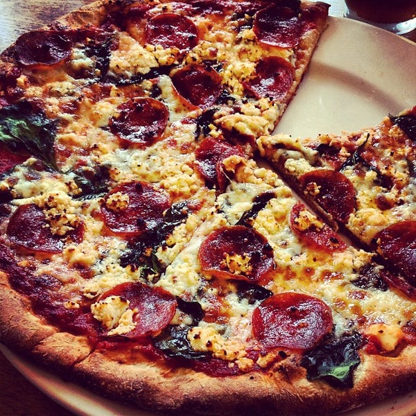 Piecasso Pizzeria & Lounge - Pizza Place