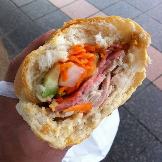 Kim Thanh Hot Bread - 215 Railway Pde.