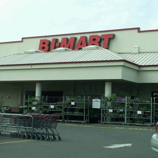 Bi-Mart - River Road - 1 tip from 131 visitors