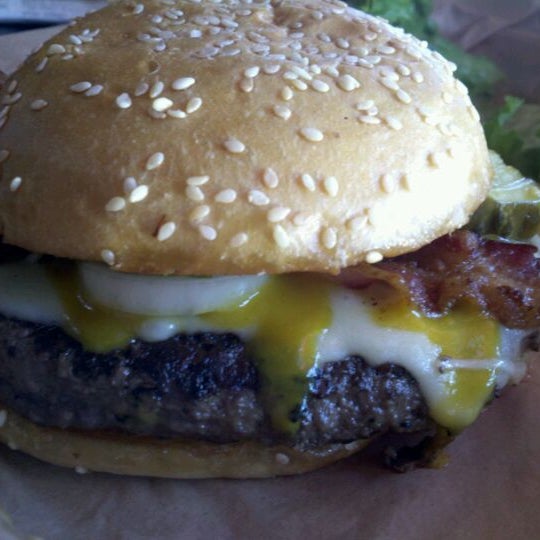 Twisted Root Burger Company - Deep Ellum - Dallas, TX