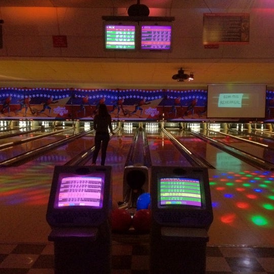 Bowl America Dranesville - Bowling Alley