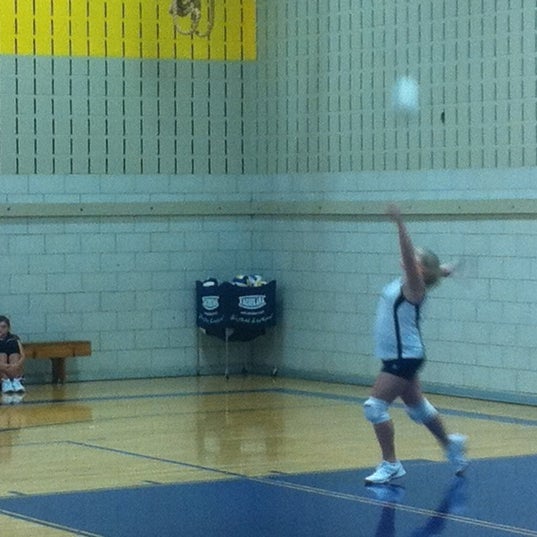 Gunn Junior High School - West Arlington - 1 tip from 105 visitors