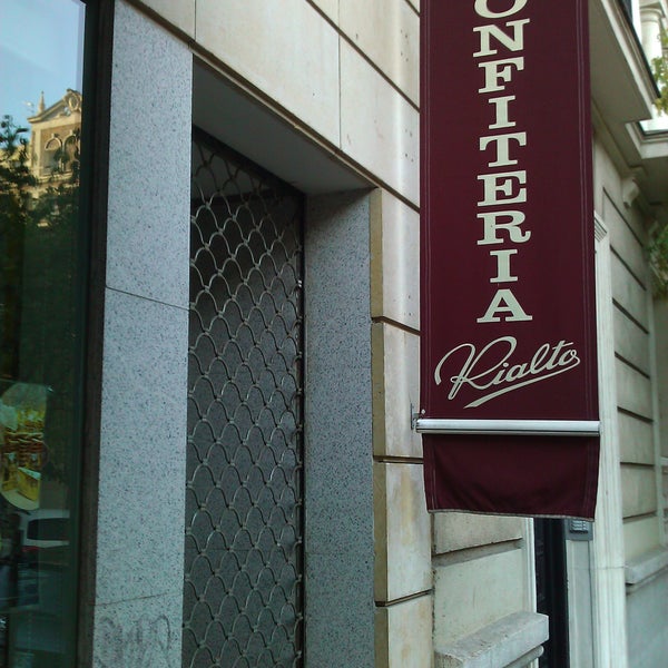 Rialto confitería - Dessert Shop in Castellana