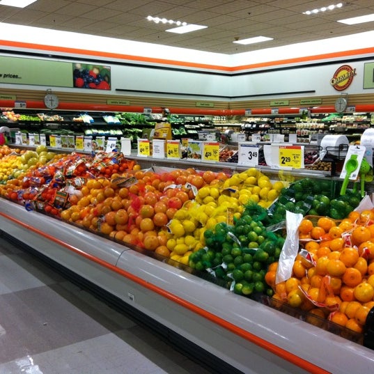 Shoppers Food Market (Now Closed) - Grocery Store