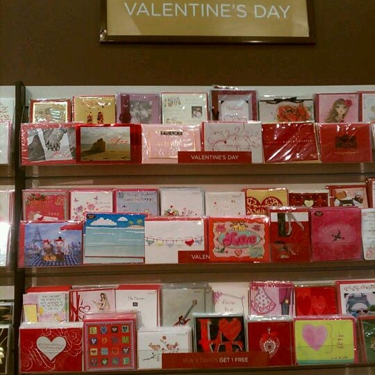 Papyrus - Gift Store in Sherman Oaks