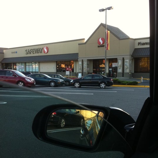 Safeway - Grocery Store