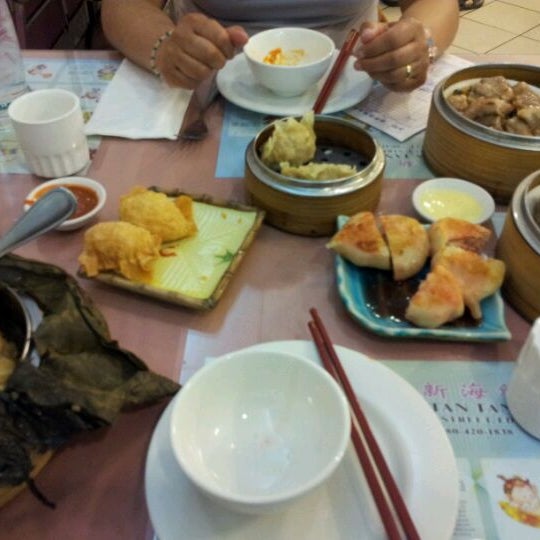 New Tan Tan Restaurant - Downtown Edmonton - Edmonton, AB